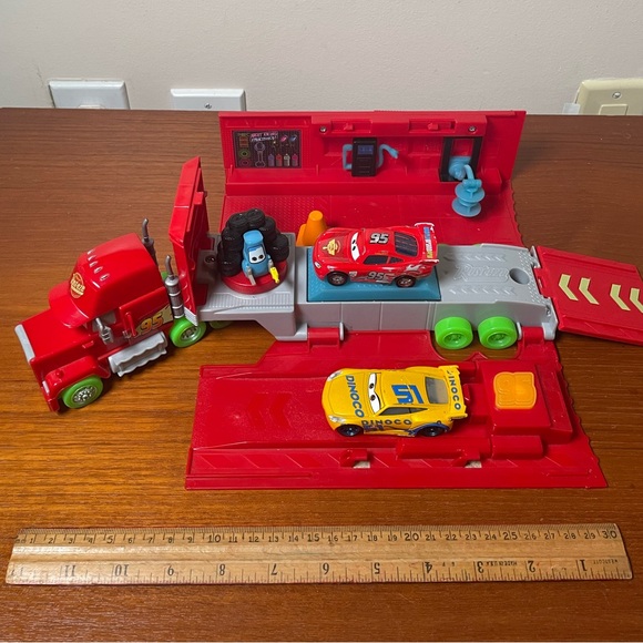 Disney | Toys | Disney Pixar Cars Glow Racers Transforming Mack Truck ...